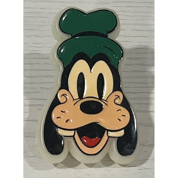 Disney | Other | Rare 97s Vintage Walt Disney Monogram Products Goofy ...